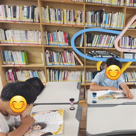 한우리독서토론논술 Sk뷰 홈클럽 한우리 친구들과 도서관 나들이 더위엔 북캉스가 최고지요 3일 동안 도서관에 가서 를 했어요 읽고 싶은 책을 스스로 고르고 모래시계