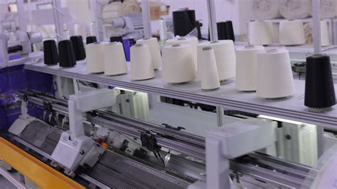 有关á 傳送帶 先进制造业 制造过程 創新 处理 工业4 0 工业技术 工业机械 工业自动化 工业设备 工业过程 工厂线 工厂设备 工廠 工業 工業機械 工程