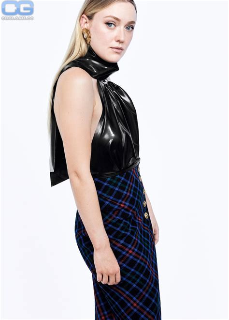 Dakota Fanning Nude Pictures Photos Playboy Naked Topless Fappening