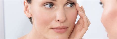 Dry Eyelids Causes