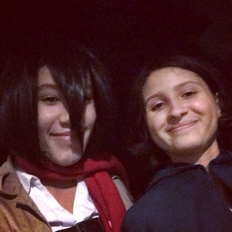 Attack On Titan Cosplay Mikasa And Eren By Roxaslover1998 On Deviantart