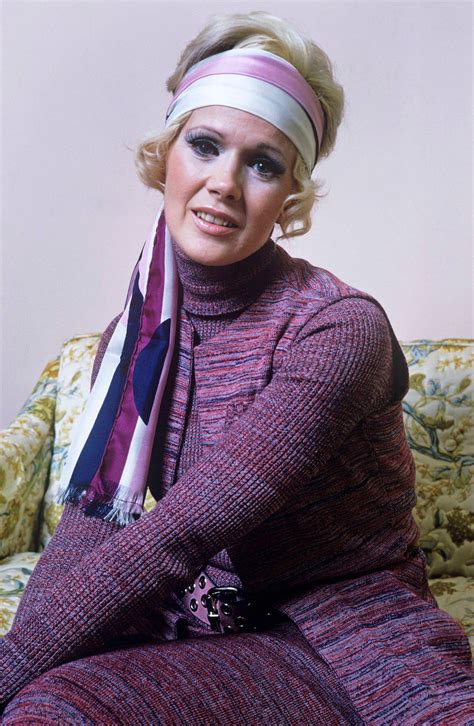 Connie Stevens Hollywood S Sweetheart A Life In The Spotlight And Photos From Her Youth