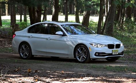 2018 Bmw 3 Series 320i Sedan Features And Specs