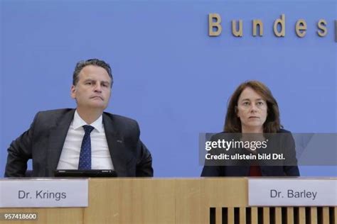 Günter Krings Photos And Premium High Res Pictures Getty Images