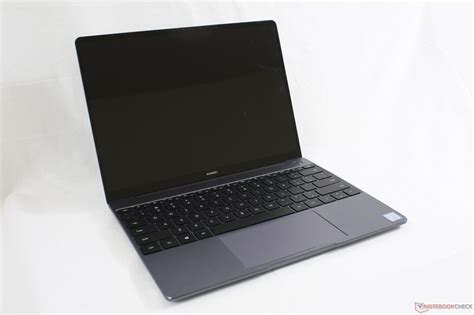 Huawei MateBook 13 (i7, UHD Graphics 620) Laptop Review - NotebookCheck ...