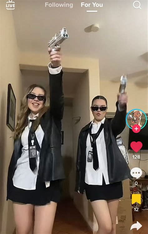 Pin By Amina Shaw On Halloween Trio Halloween Costumes Pretty Halloween Costumes Classy