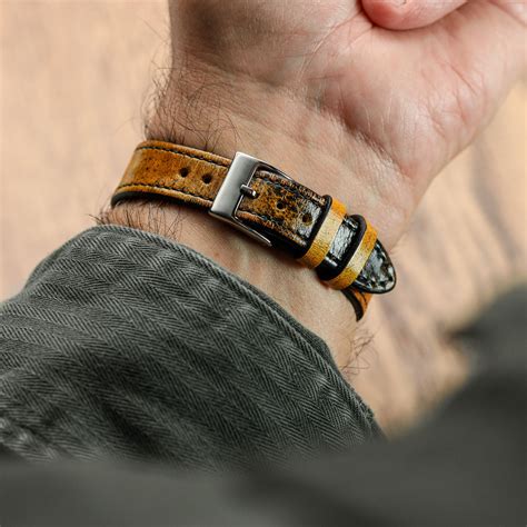 Radstock Vintage Genuine Leather Watch Strap Vintage Gold Watchgecko