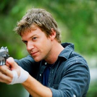 Matt Passmore From The Glades Australian Actors Kiele Sanchez Glade