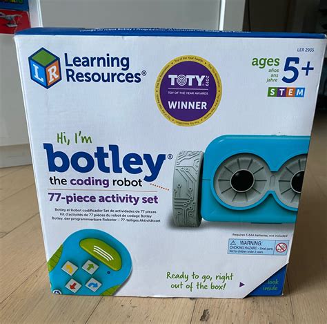 Botley coding robot 77 pieces learning Resource 興趣及遊戲 玩具 遊戲類