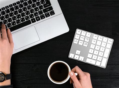 Bluetooth Wireless 34 Keys Numeric Keypad For Macbook Windows Laptop Gizmodern