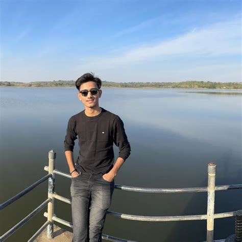 प्रियांशु रघुवंशी Priyanshuraghuwanshi • Instagram Photos And Videos