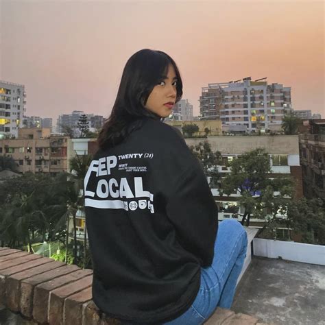 Shefa Tabassum Shefa Righthere • Instagram Photos And Videos