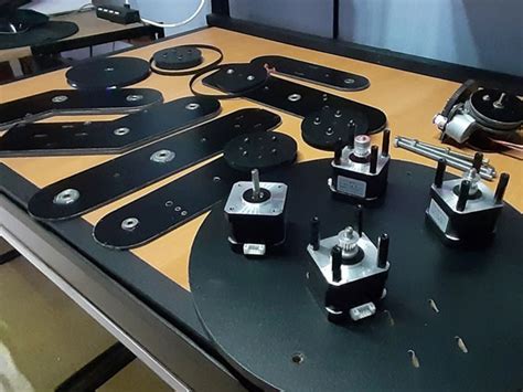 DOF Robot Arm Projects