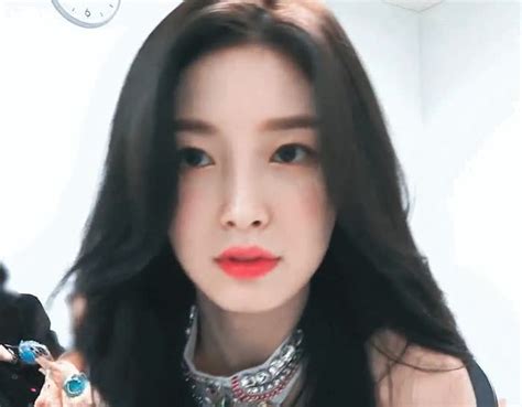 혼자 예쁘고 섹시하고 다하는 아린