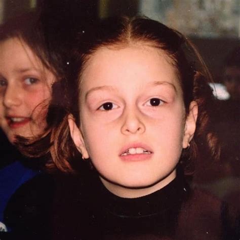 და ქალი და ქალი Added A New Photo