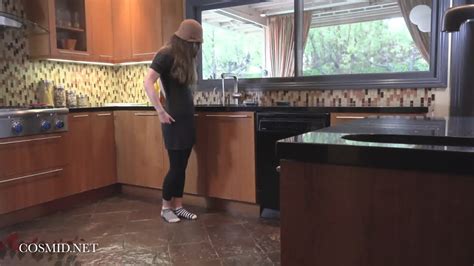 Some Yoga In The Kitchen Eporner