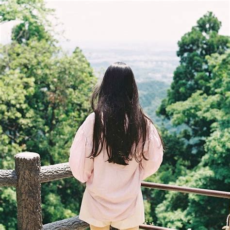 智香 Chika • Threads Say More