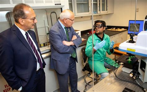 Congressman Tonko Visits Lednev Lab To Learn More About Early Alzheimer