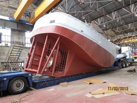 Skiff En Acier Pechalu