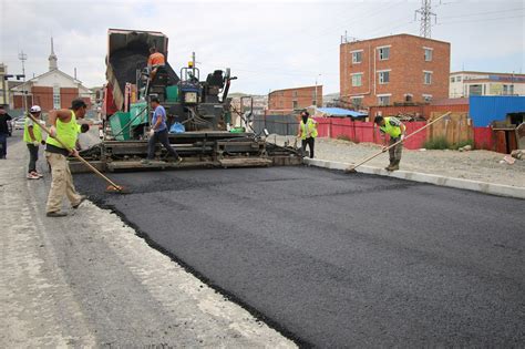 ХАЙЛААСТЫН УУЛЗВАРААС ДАРЬ ЭХИЙН ЗАМ ХҮРТЭЛ 1 4 КМ АВТО ЗАМЫГ ЭНЭ САРЫН 30 НД НЭЭНЭ E Mn