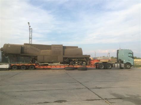 Перевозка военной техники Проект Карго доставка негабаритных грузов по России и Европе