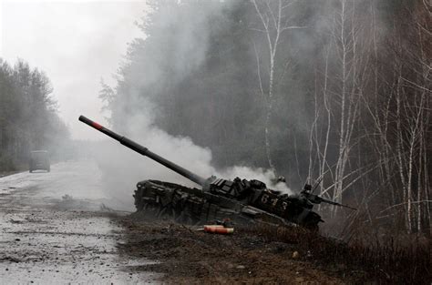 Russia Loses 25 Tanks In Two Days As Video Shows Deadly Strike Ukraine