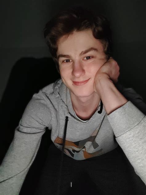 One String Got Loose R Cuteguys