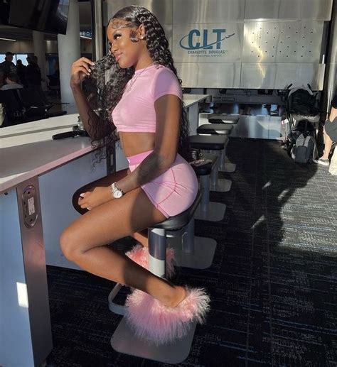 Pin On Stacked Set Fashion Style Outfits