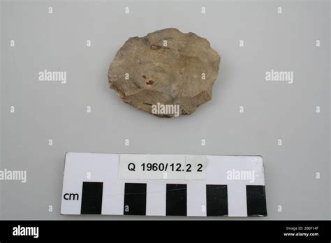 Flint Tool Hi Res Stock Photography And Images Alamy