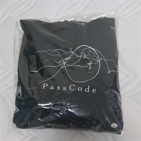 Passcode パーカー Clarity メルカリ Passcode パーカー Clarity メルカリ