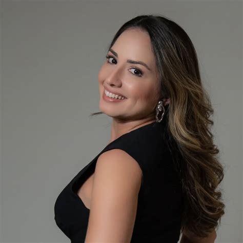 Drª Thais Correia Drathaiscorreia • Instagram Photos And Videos