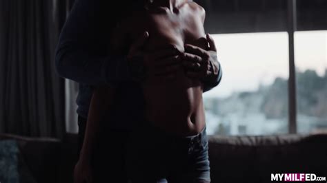 Alia Donovan Her Midnight Snack Eporner