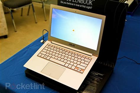 Ces Asus Zenbook Goes Hot Pink Lowyat Net