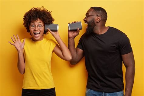 P Gina Casal Falando Ouvido Imagens Download Gr Tis No Freepik