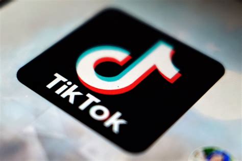 A Year In 60 Secs TikTok Lists Top Videos Creators Of 2020 Memes