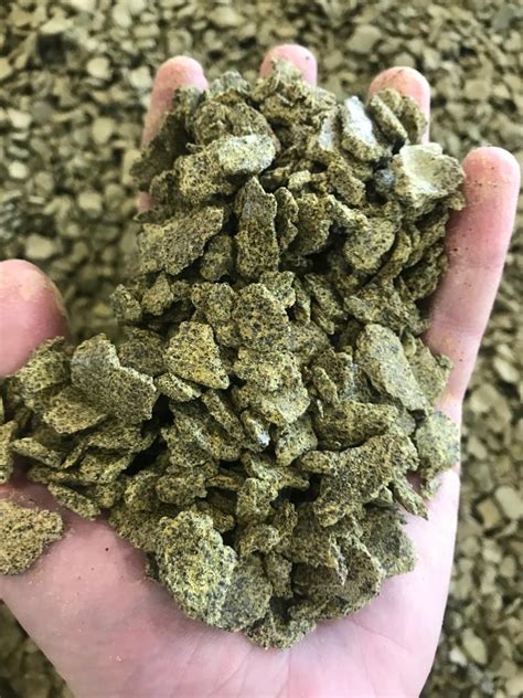 Рапсовое масло и Жмых оптом от Осинниковского маслозавода