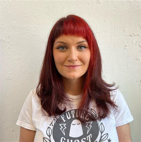 22 Effortlessly Cool Asymmetrical Bangs Looks Mockup Hunt