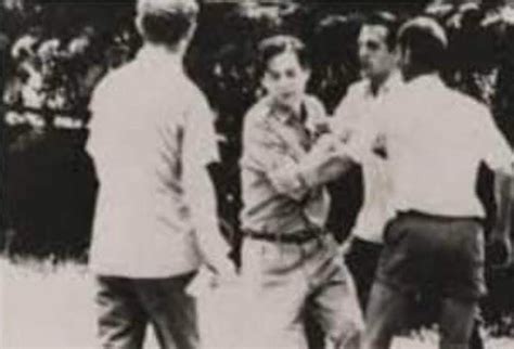 ដំណើរខ្មែរ អតីតកាល Added A New Photo ដំណើរខ្មែរ អតីតកាល