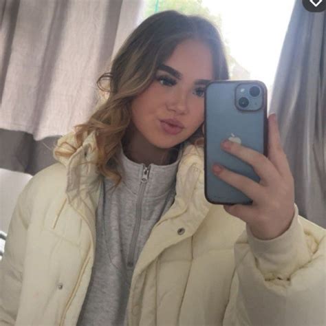 Katie Xx Katien1cole Snapchat Stories Spotlight And Lenses