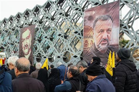 مشرق نیوز عکس مراسم تشییع پیکر شهید سید رضی موسوی در میدان امام حسینع