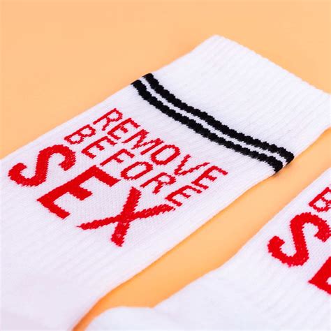 Remove Before Sex Socken Vripper