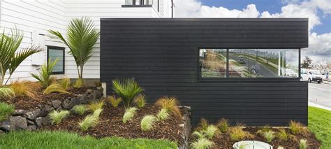 Dark Colours On Timber Cladding Are Now Possible And Warranted ITI Timspec ArchiPro NZ
