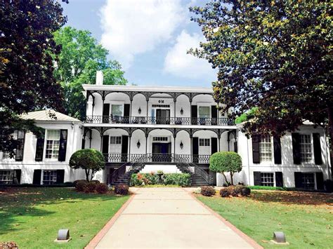 The Souths Most Beautiful Sorority Houses