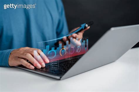 Business Data Analysis Working In Business Analytics And Data Management System To Make Report