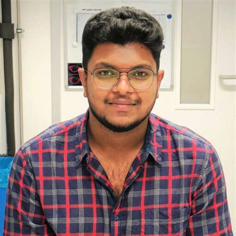 Adarsh Raveendran Research Assistant Integrated Bs Ms Dual Degree German Cancer Research