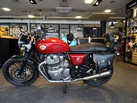 Custom Essai Vidéo Royal Enfield Super Meteor 650