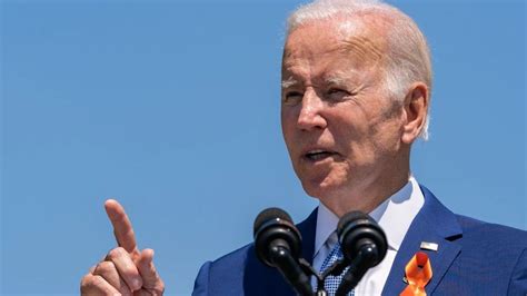 Байден отдал приказ бомбить иранские группировки в САР Военное дело