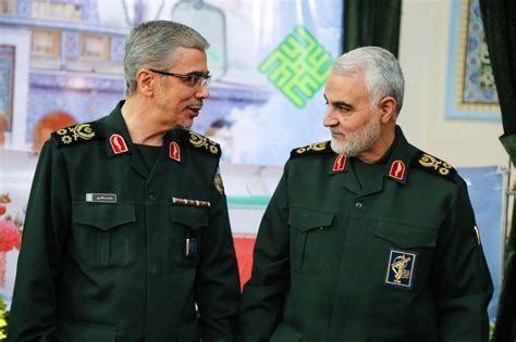 تصویر باکیفیت از سردار شهید قاسم سلیمانی و سردار شهید محمد باقری