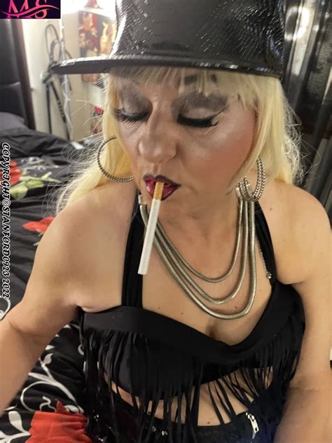Hustler 20 Pics Xhamster