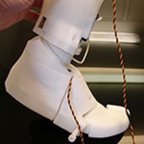inmoov the free open source 3d printed robot is motoring 3d